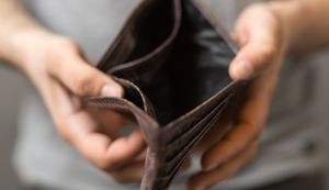 明日生きるお金がない時の対処法！金欠で生活が苦しくて助けてほしい時の解決策